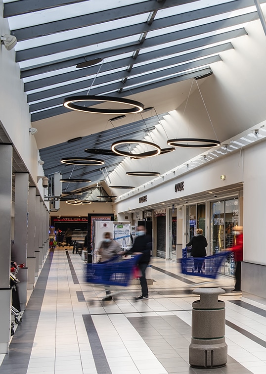 E.Leclerc Carvin : La lumière en avant - Points de Vente